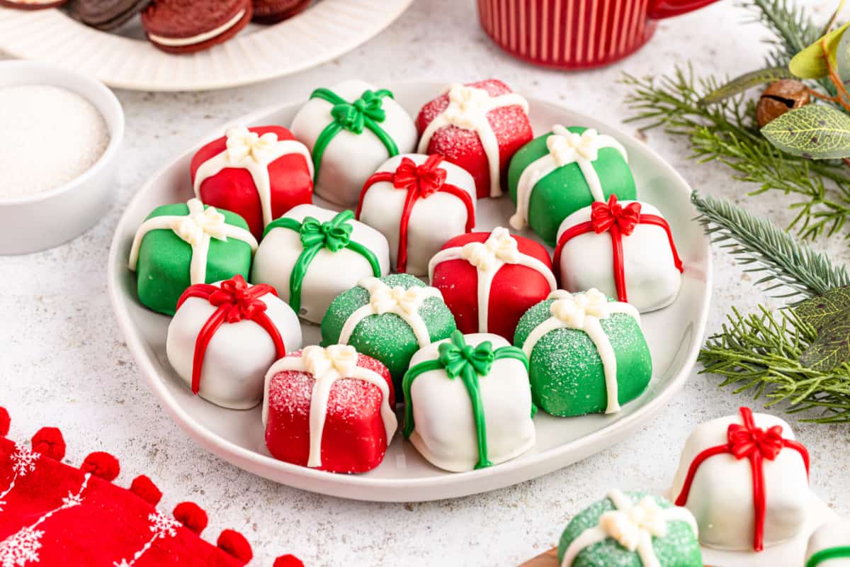 Christmas Present Oreo Truffles • FoodnService