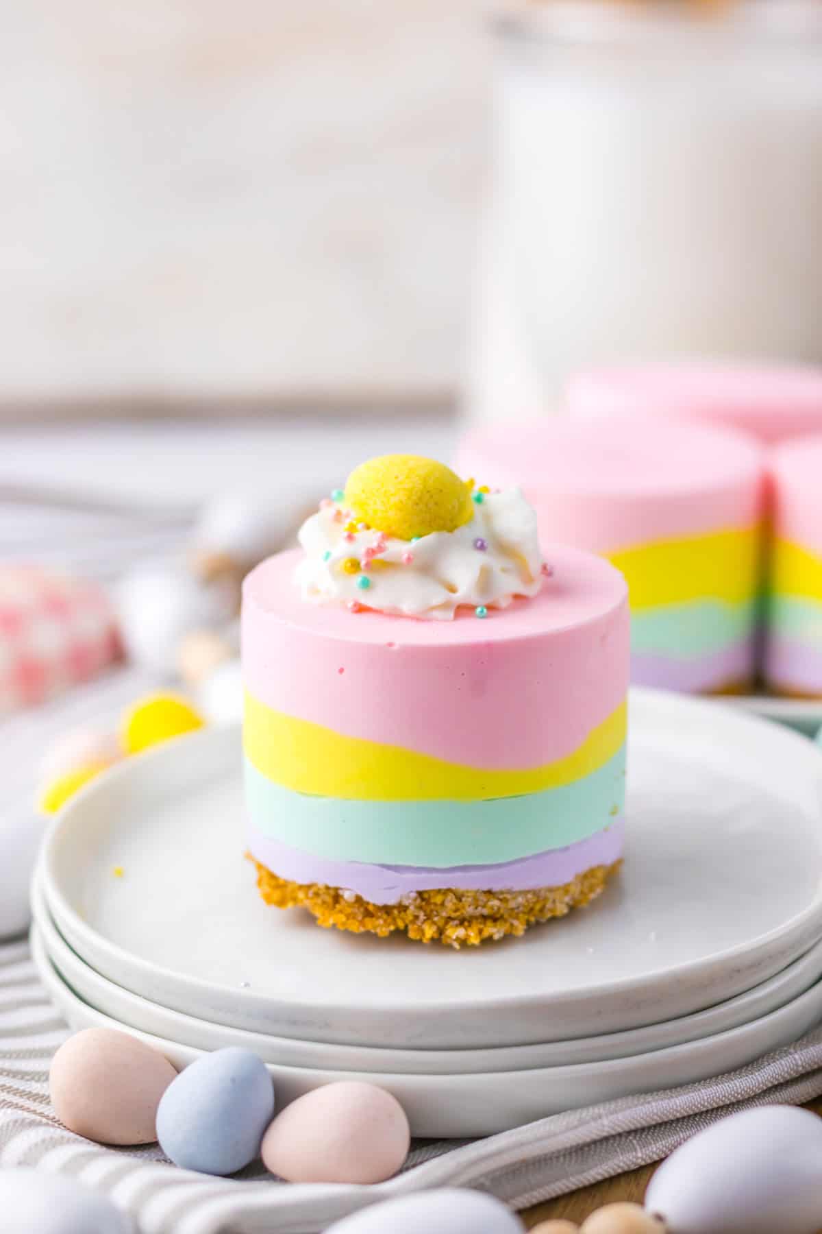 No Bake Easter Mini Cheesecakes • FoodnService